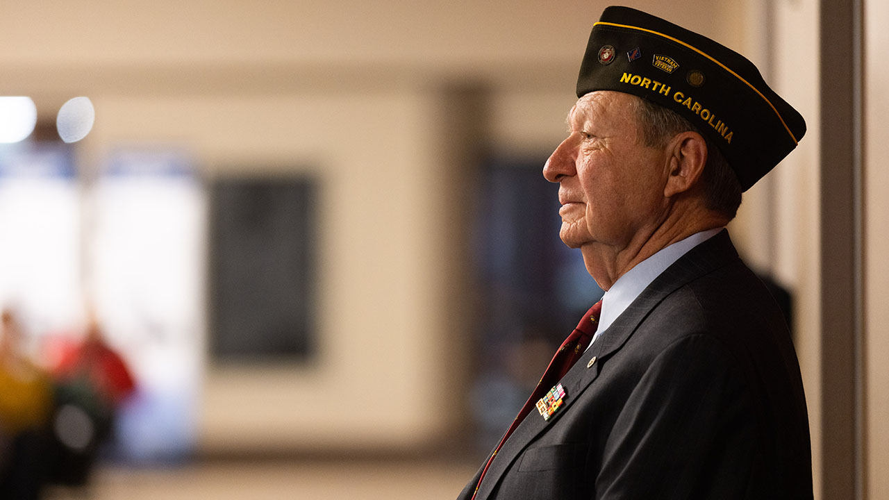 UW-Platteville dedicates Vietnam Veterans Memorial, honors students and ... UW-Platteville dedicates Vietnam Veterans Memorial, honors students and ...